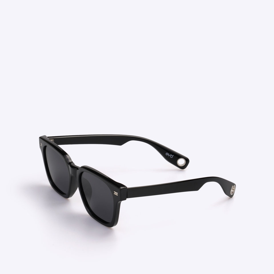 Varha | evb* | Tracce | Official Store