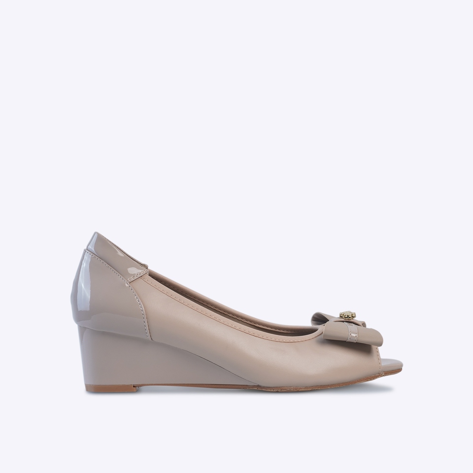 Hyoju | evb* | Tracce | Official Store